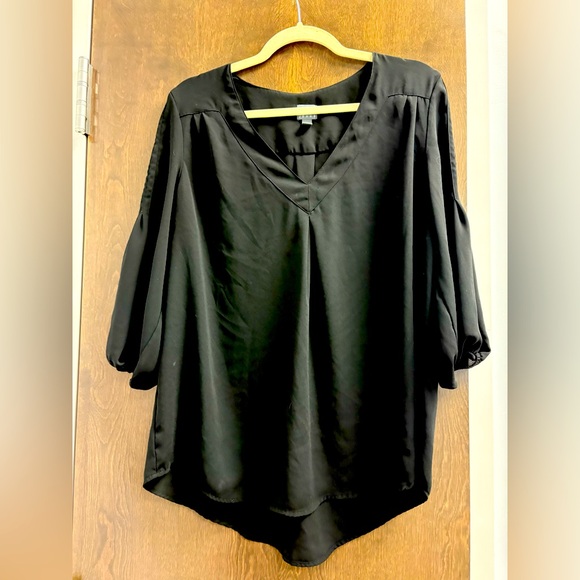 Soho | Tops | Soho Jeans New York Company Black 34 Quarter Sleeve V ...